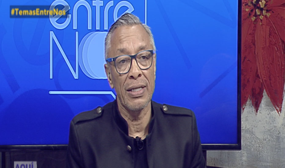 Aquí Entre Nos – Rudy Álvarez - Enlace